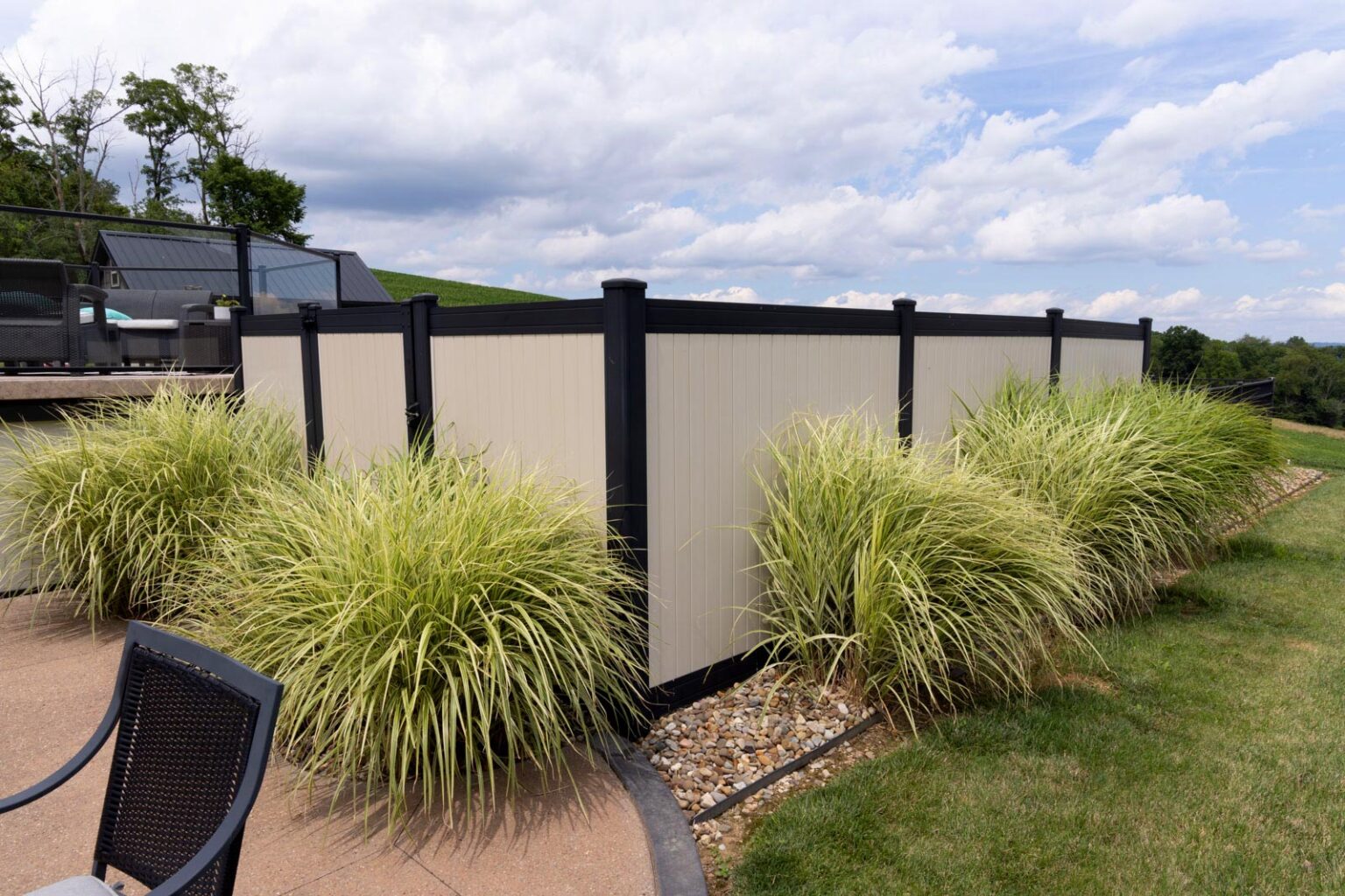 Vinyl Privacy Fences | Swiss Valley Fence
